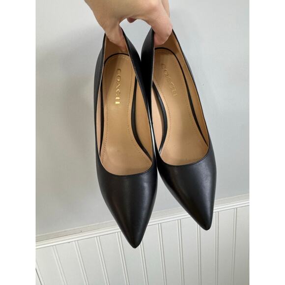 Coach | Shoes | Coach Wiley Pointed Toe Pumps In Black W Gold Coach ...